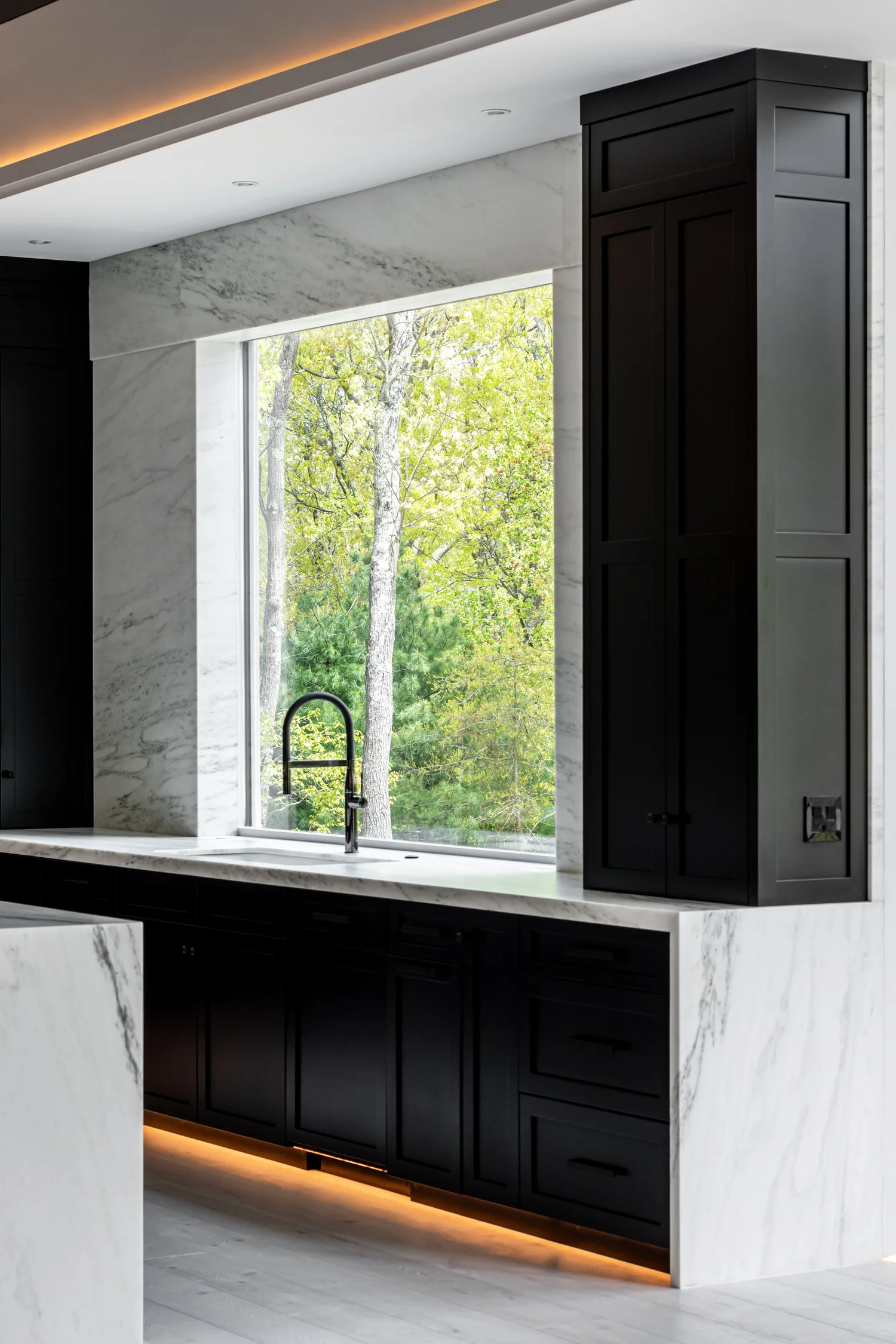 Dedham 03 — First Class Marble & Granite