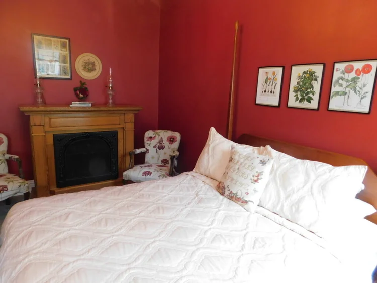 National House Inn Bed & Breakfast in Marshall, Michigan