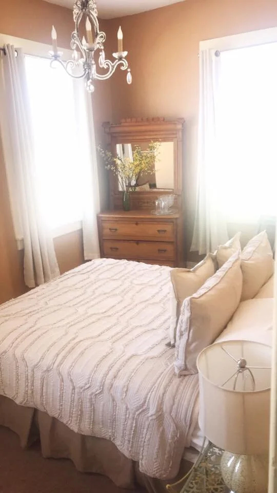 Rooms — National House Inn Bed & Breakfast in Marshall, Michigan