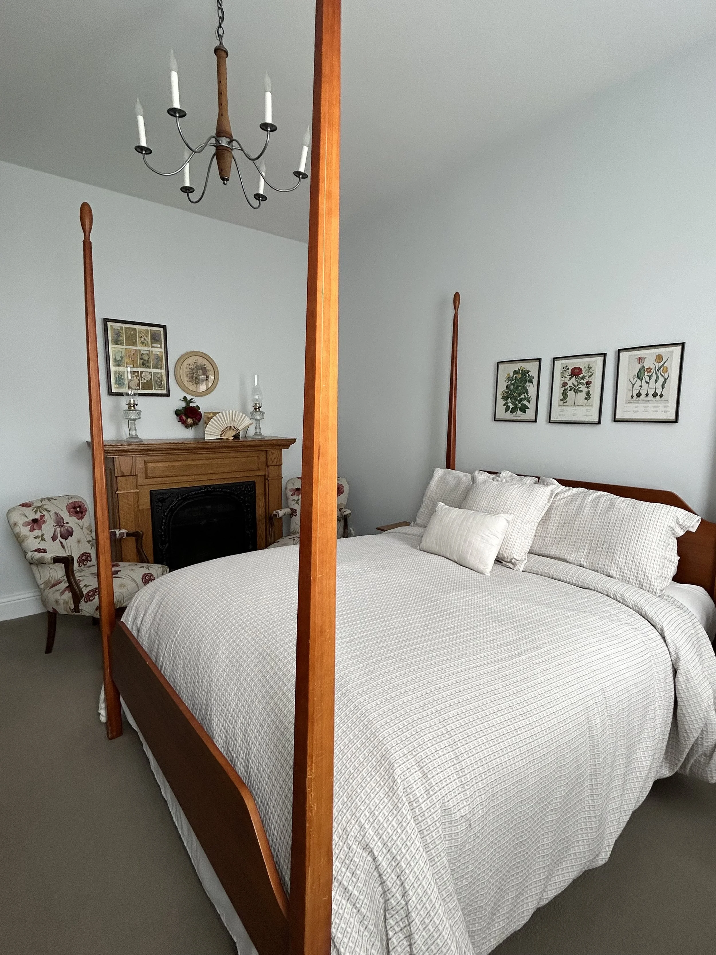 Rooms — National House Inn Bed & Breakfast in Marshall, Michigan