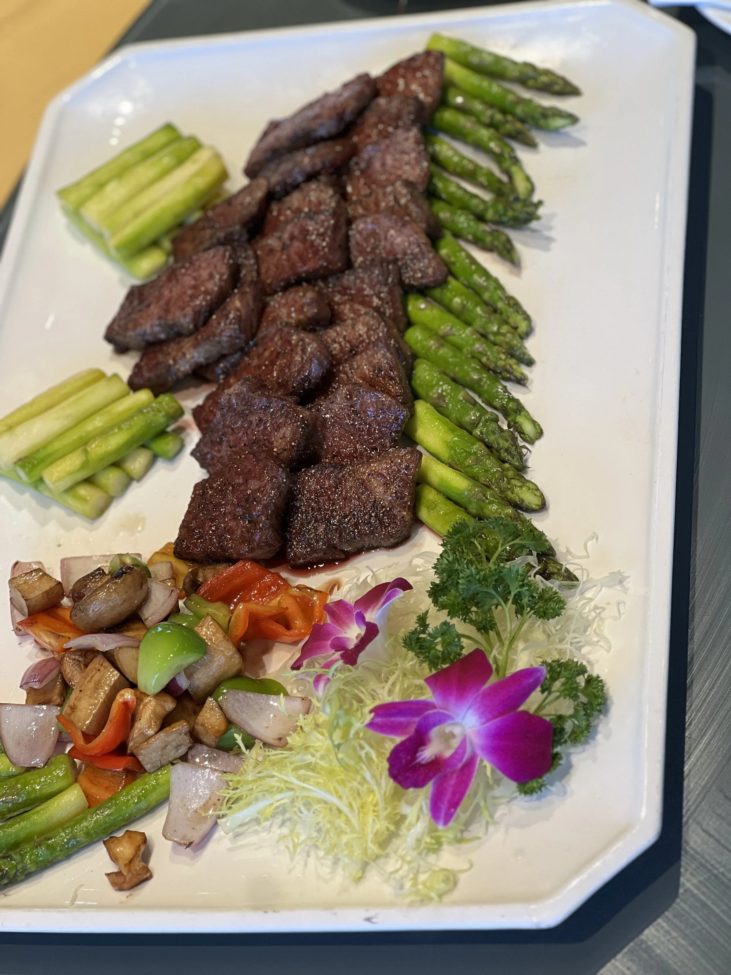 HL Peninsula Restaurant | Destination for upscale Cantonese dining in ...