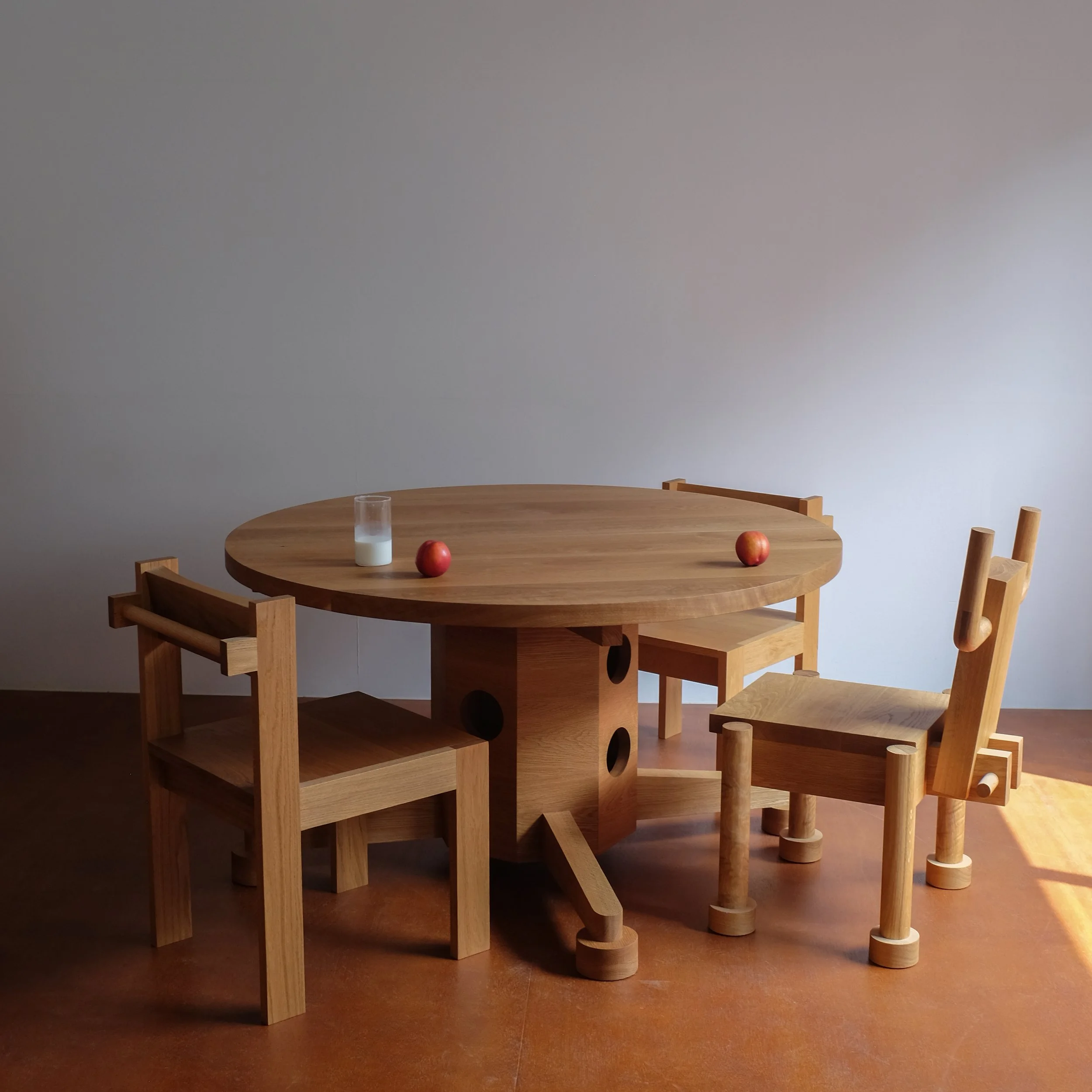 ⑱ Round Table — 은하기획 / EUNHA PROJECT