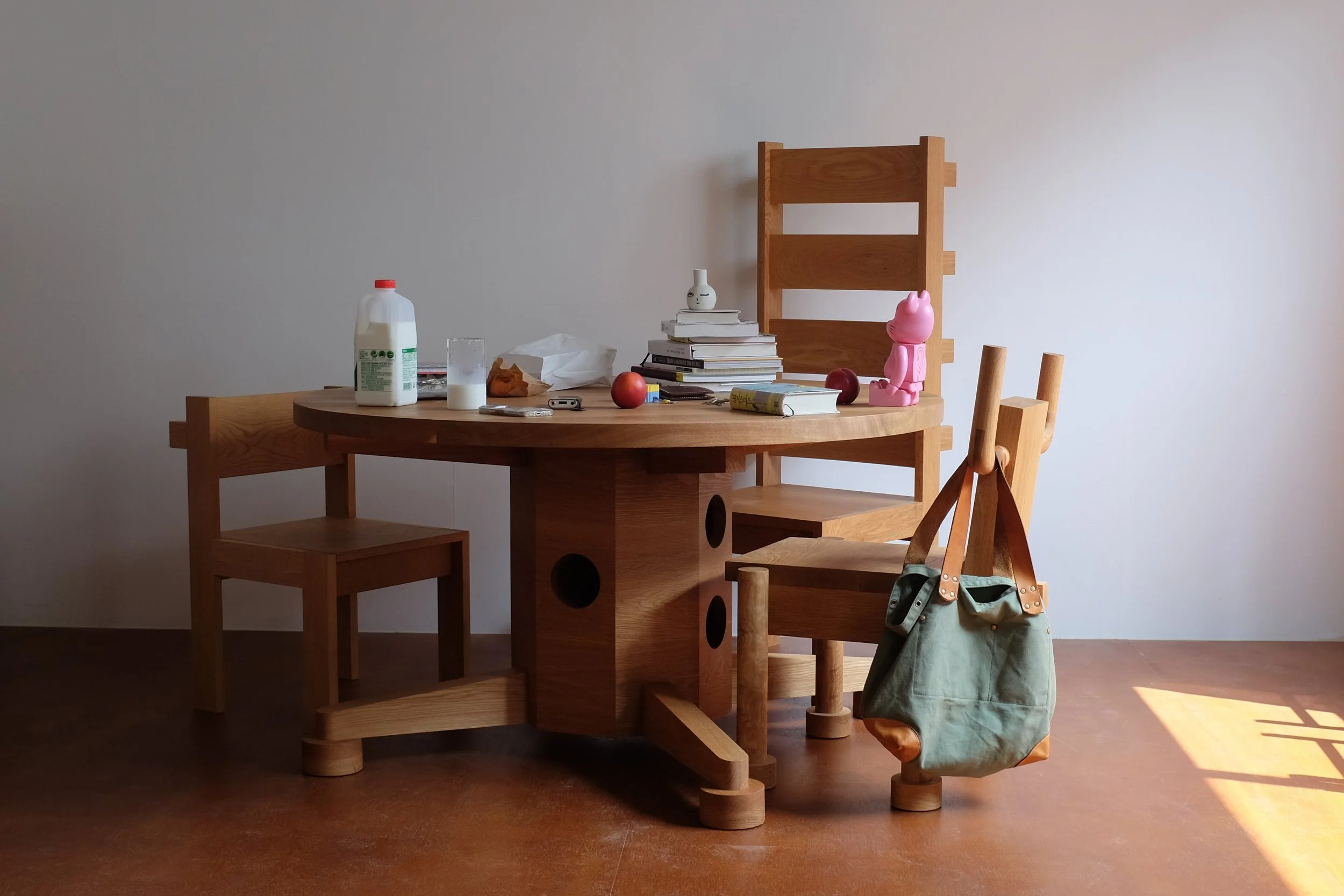 ⑱ Round Table — 은하기획 / EUNHA PROJECT