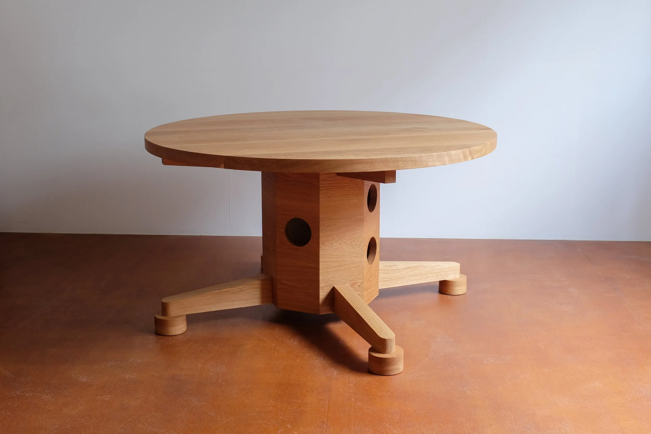 ⑱ Round Table — 은하기획 / EUNHA PROJECT