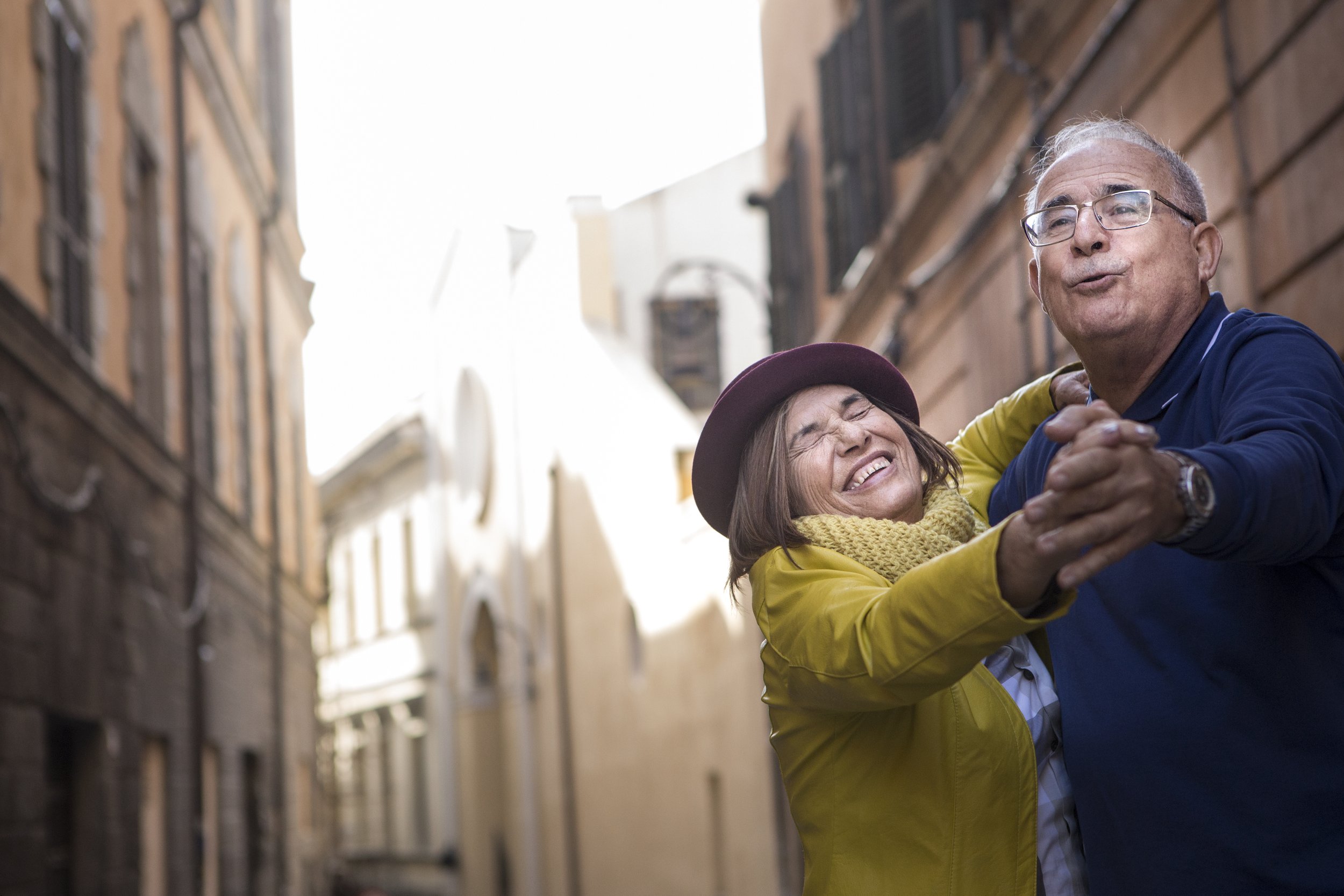 Dancing Argentine Tango with Beginners — Ultimate Tango School of Dance