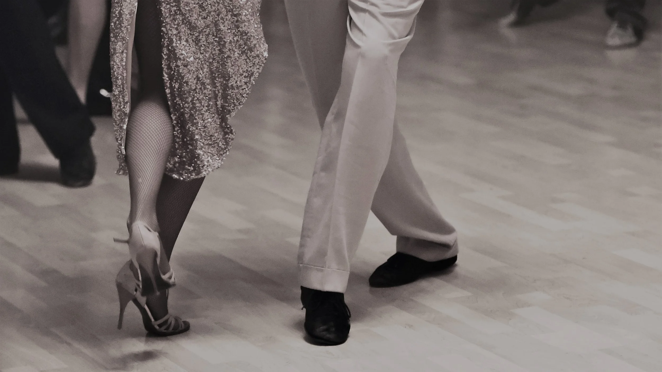 All you need to know about ocho in Artentine Tango — Ultimate Tango ...