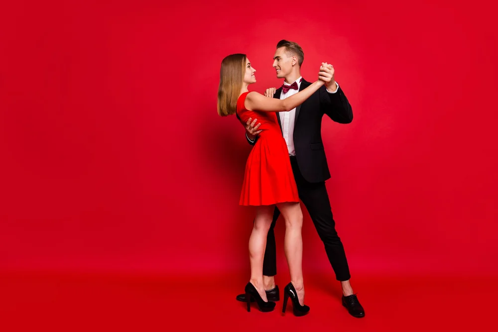 Is red the color of Argentine Tango? — Ultimate Tango School of Dance ...