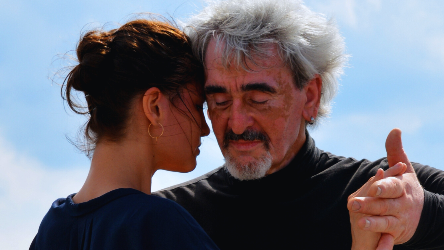 Understanding the Magic of Tango Tandas | The Dance Within the Dance ...