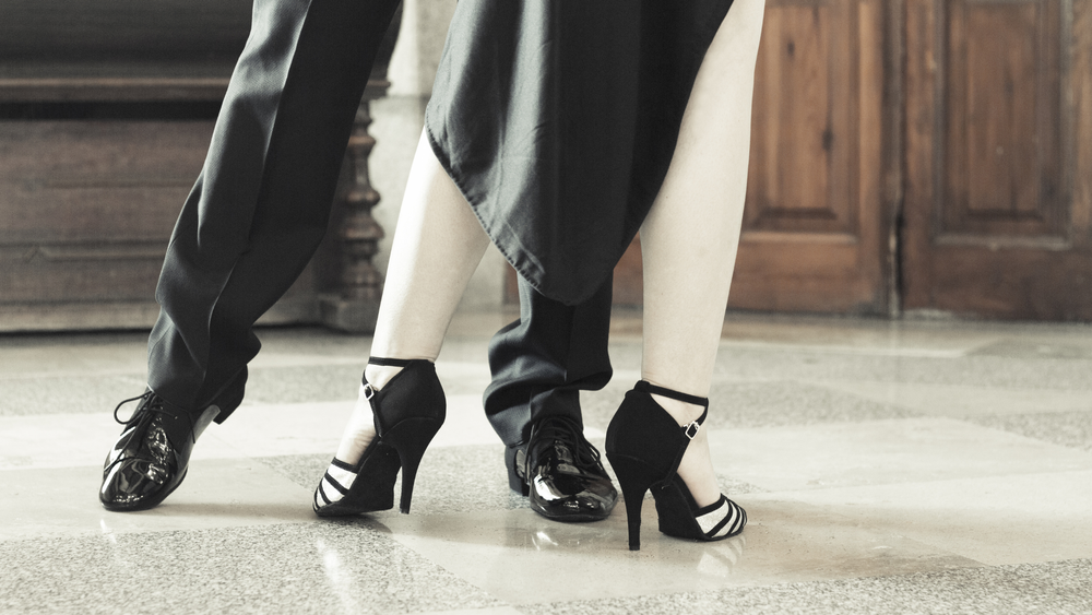 ALL YOU NEED TO KNOW ABOUT TANGO TURNS — Ultimate Tango School of Dance