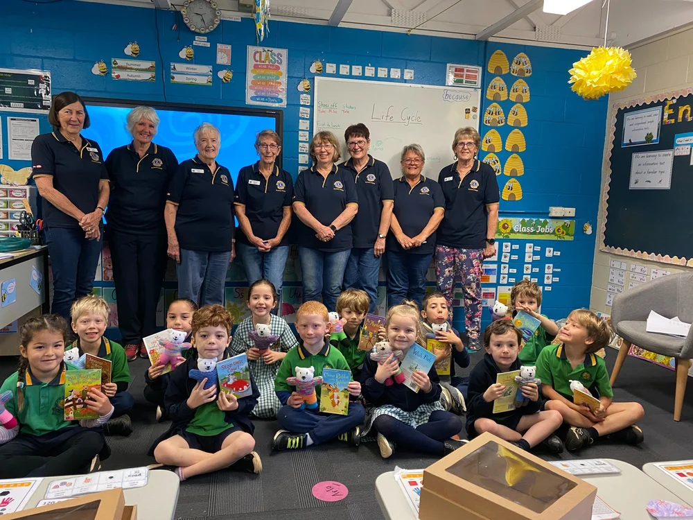 Lions Club introduces Read Bears Program at Mapleton — The Sunshine ...