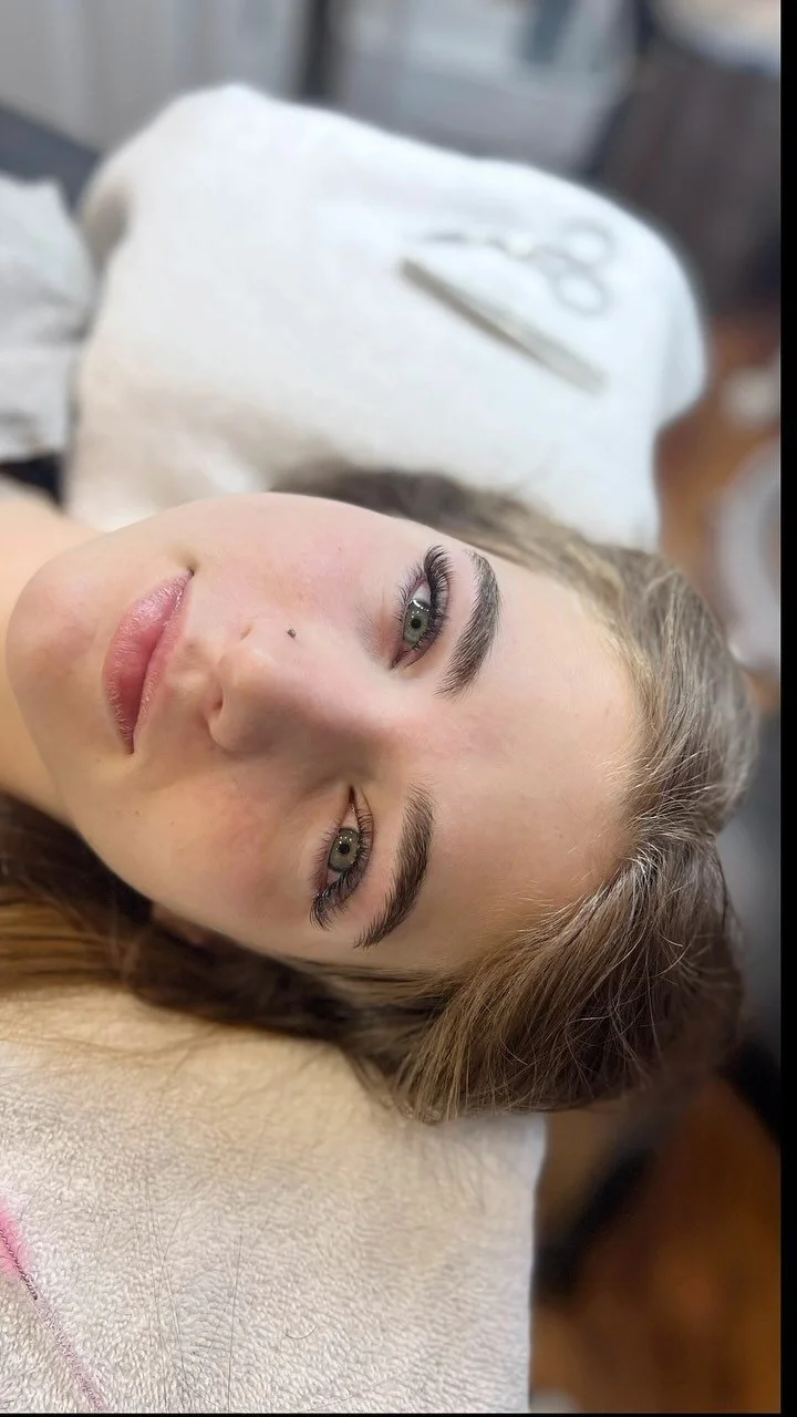 UV Light Eyelash Extensions — Simple Beauty with Laura