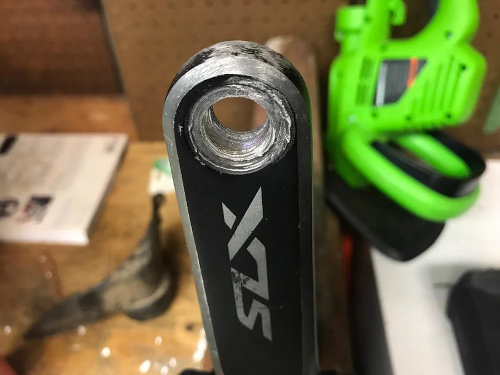 Cross Threading Illustrated with 7 Images | Pedal Chile