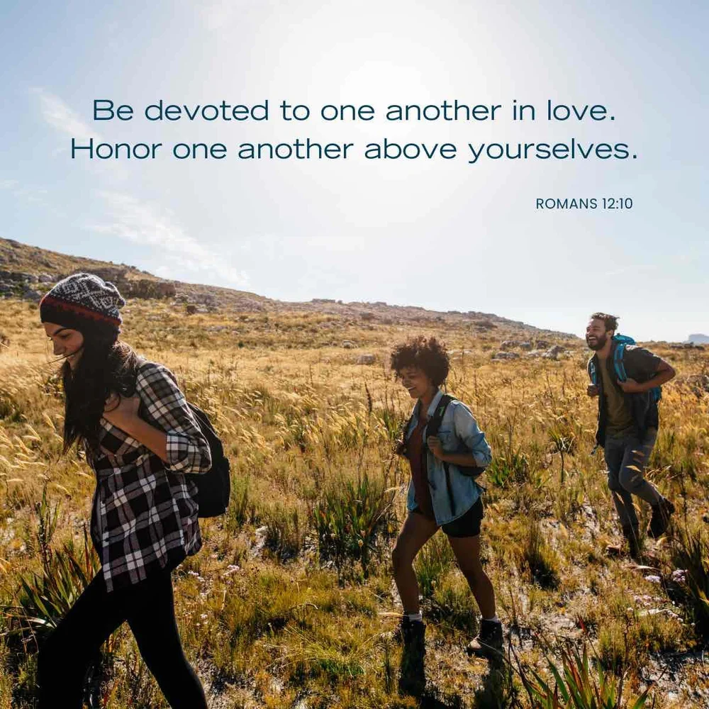 50 Key Bible Verses About Kindness (With Commentary)