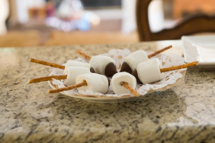 DIY: Edible dreidel — Our Happy Tribe