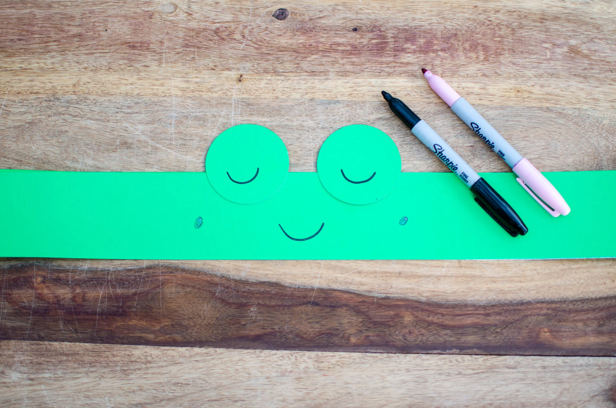 DIY: Froggy crowns — Our Happy Tribe