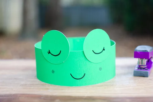 DIY: Froggy crowns — Our Happy Tribe