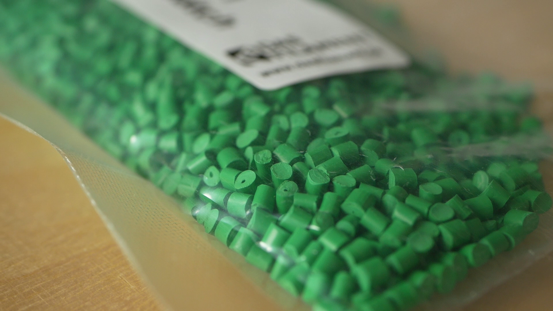 How the color of PLA filament influences 3D printed part strength — CNC ...
