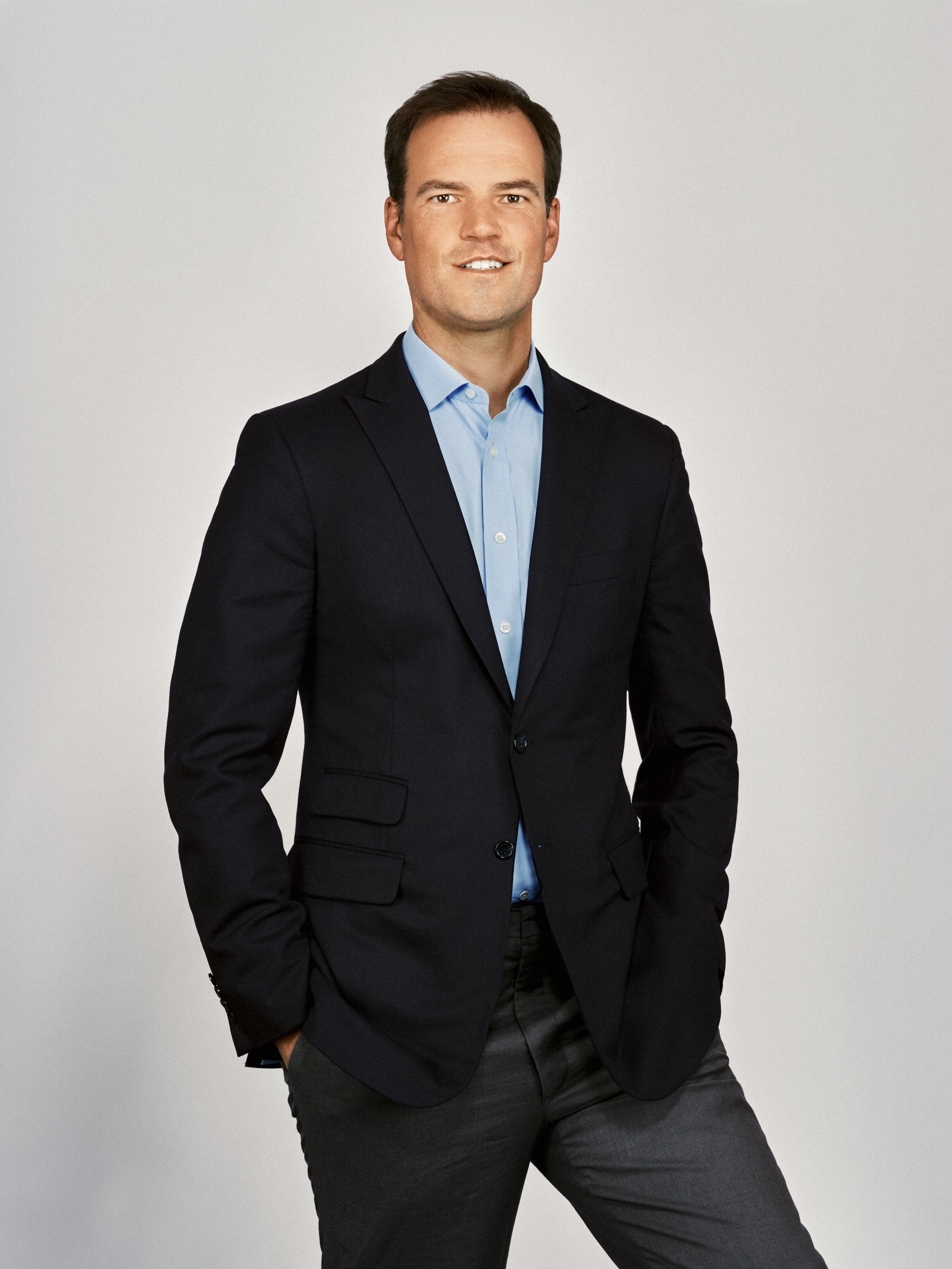 Team — EOS Investors