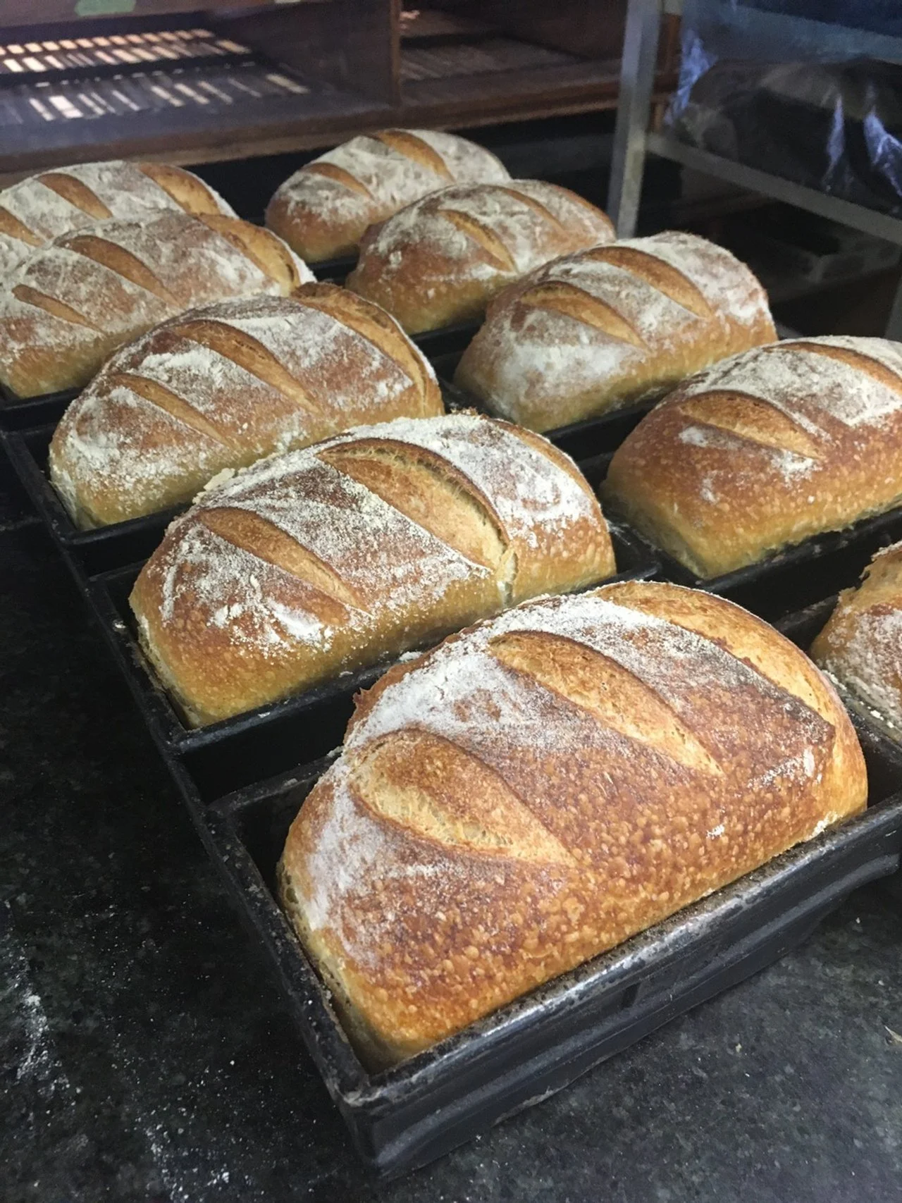 THE ITALIAN BAKERY