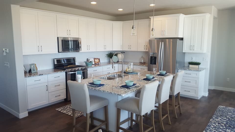 INNOVATION CABINET & DESIGN