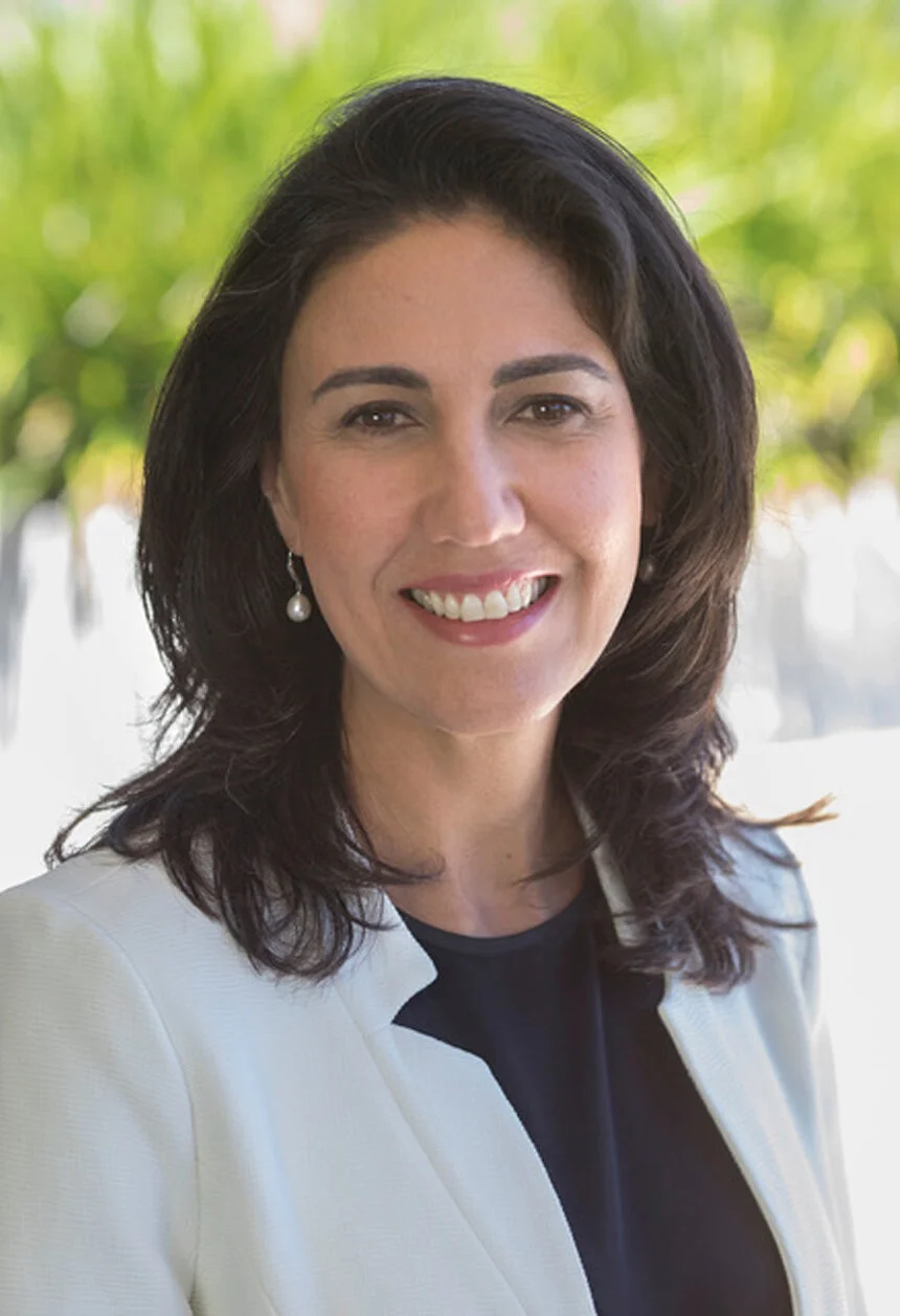 Dr Flavia Bueno Endocrinologist — Sydney Endocrinology ...