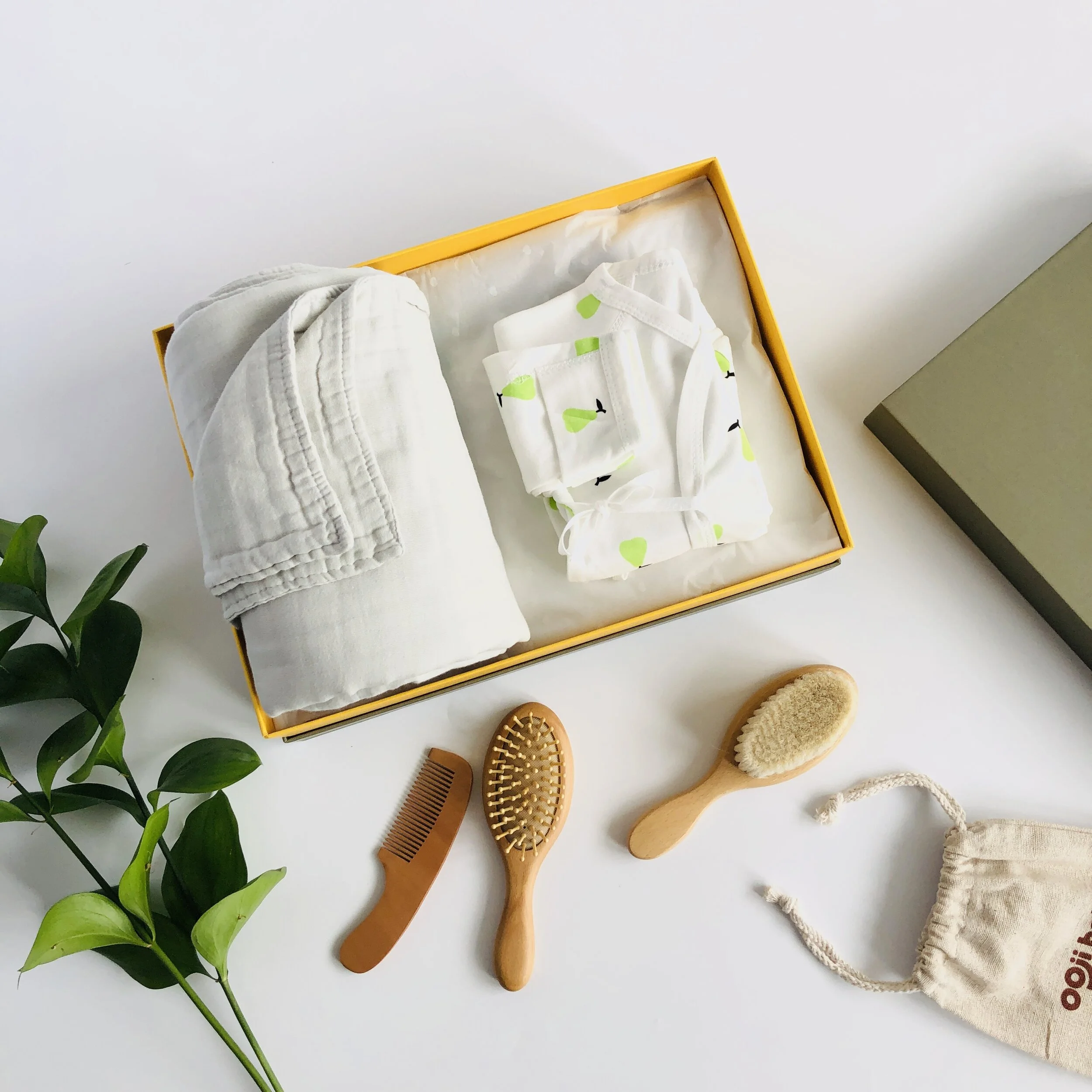 New Baby Arrival Gift Sets — Beautifully Boxed Baby Gift Sets I OOji baby