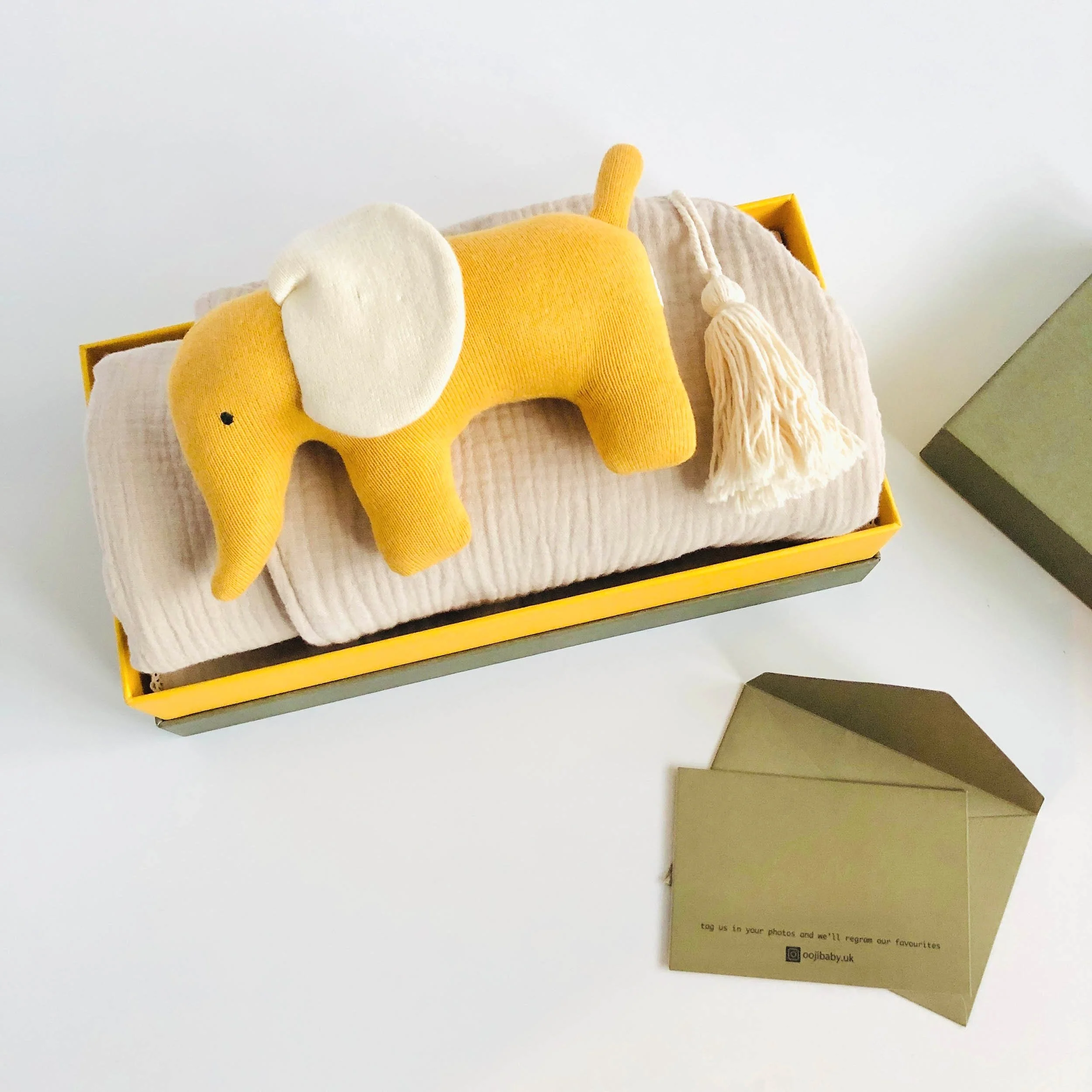 Send A Gift To Celebrate A New Baby Arrival — New Baby Gift Sets ...