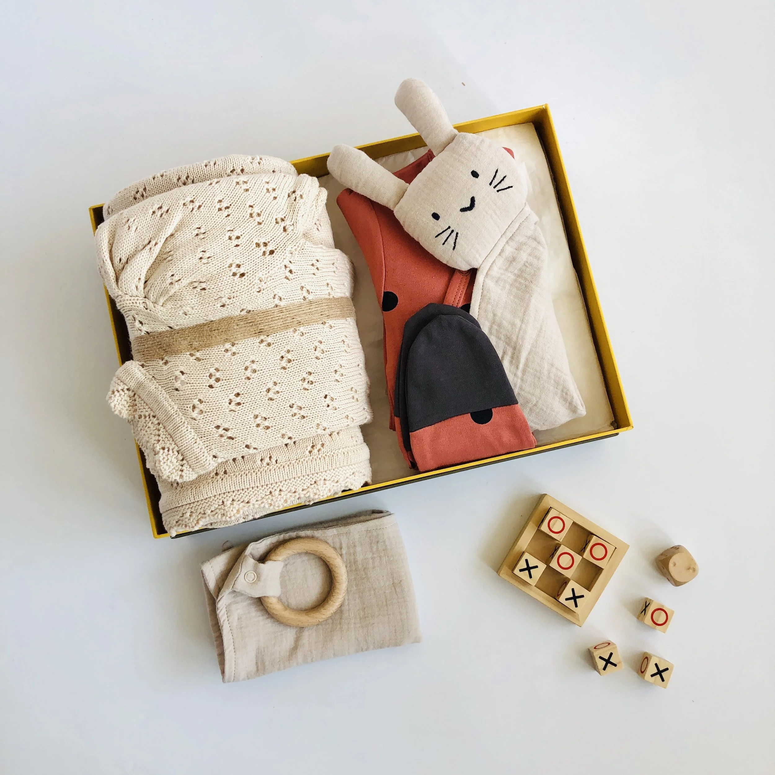 Send A Gift To Celebrate A New Baby Arrival — New Baby Gift Sets ...