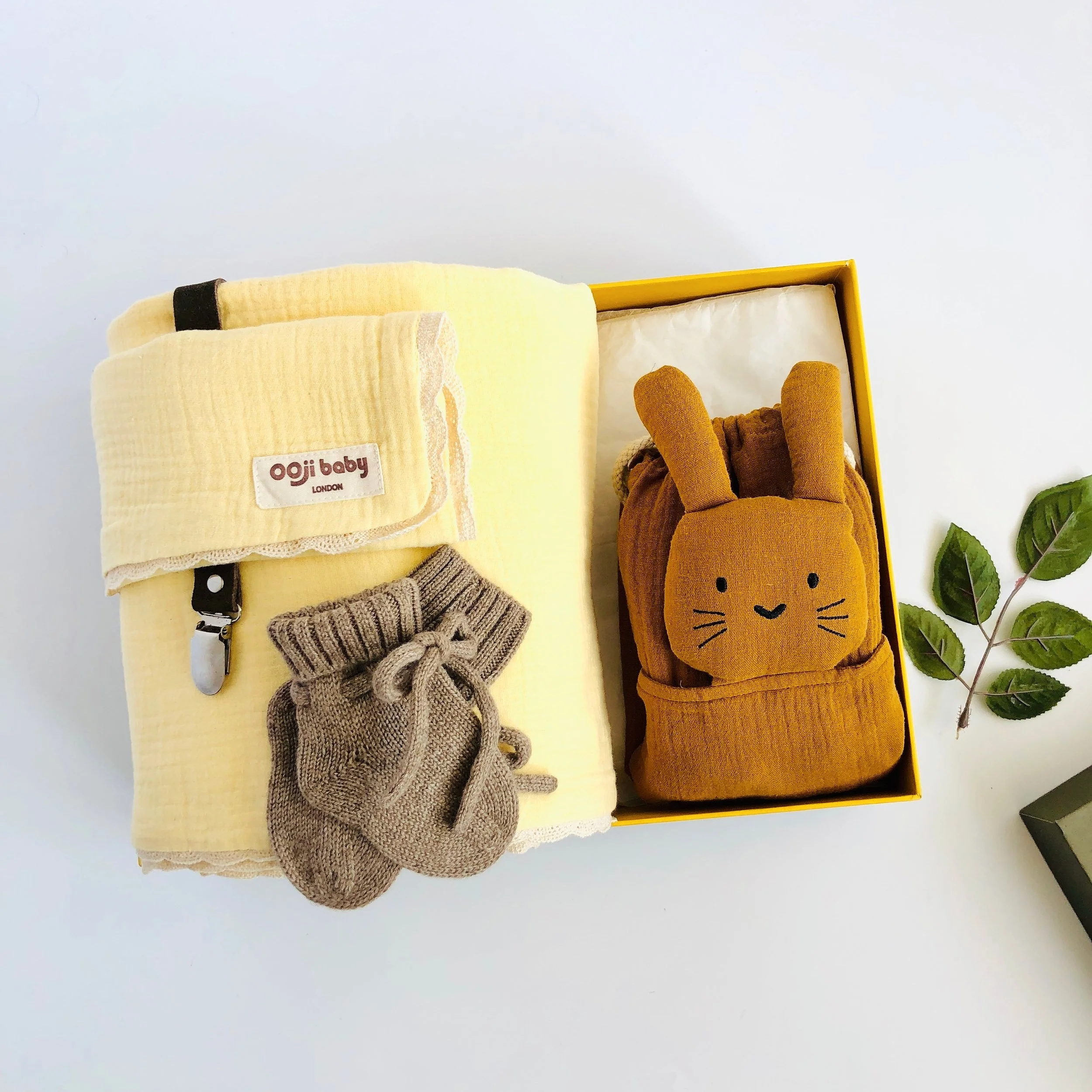 Modern New Baby Gift Hampers | Luxury Baby Gift Sets | OOji baby | UK