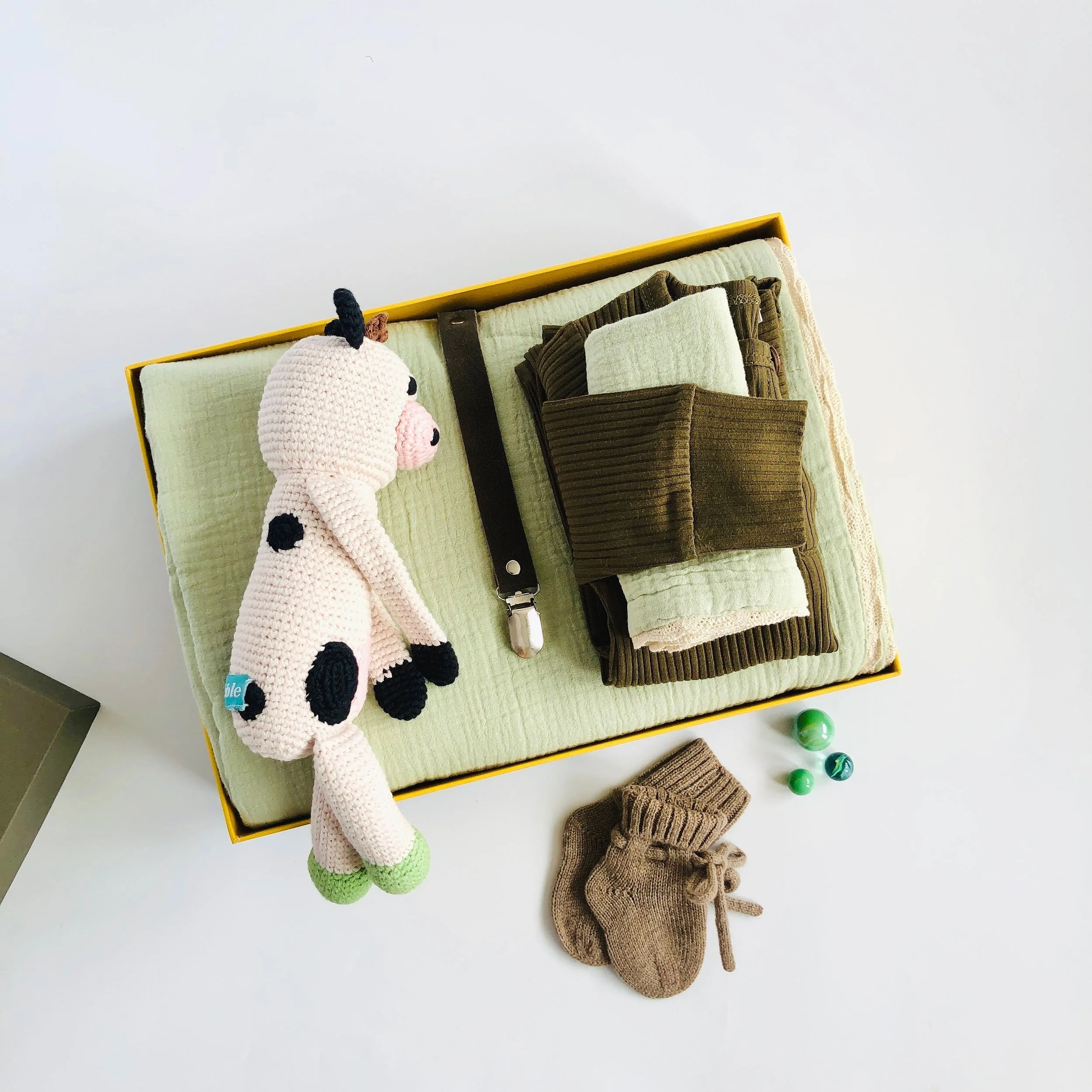 Send A Gift To Celebrate A New Baby Arrival — New Baby Gift Sets ...