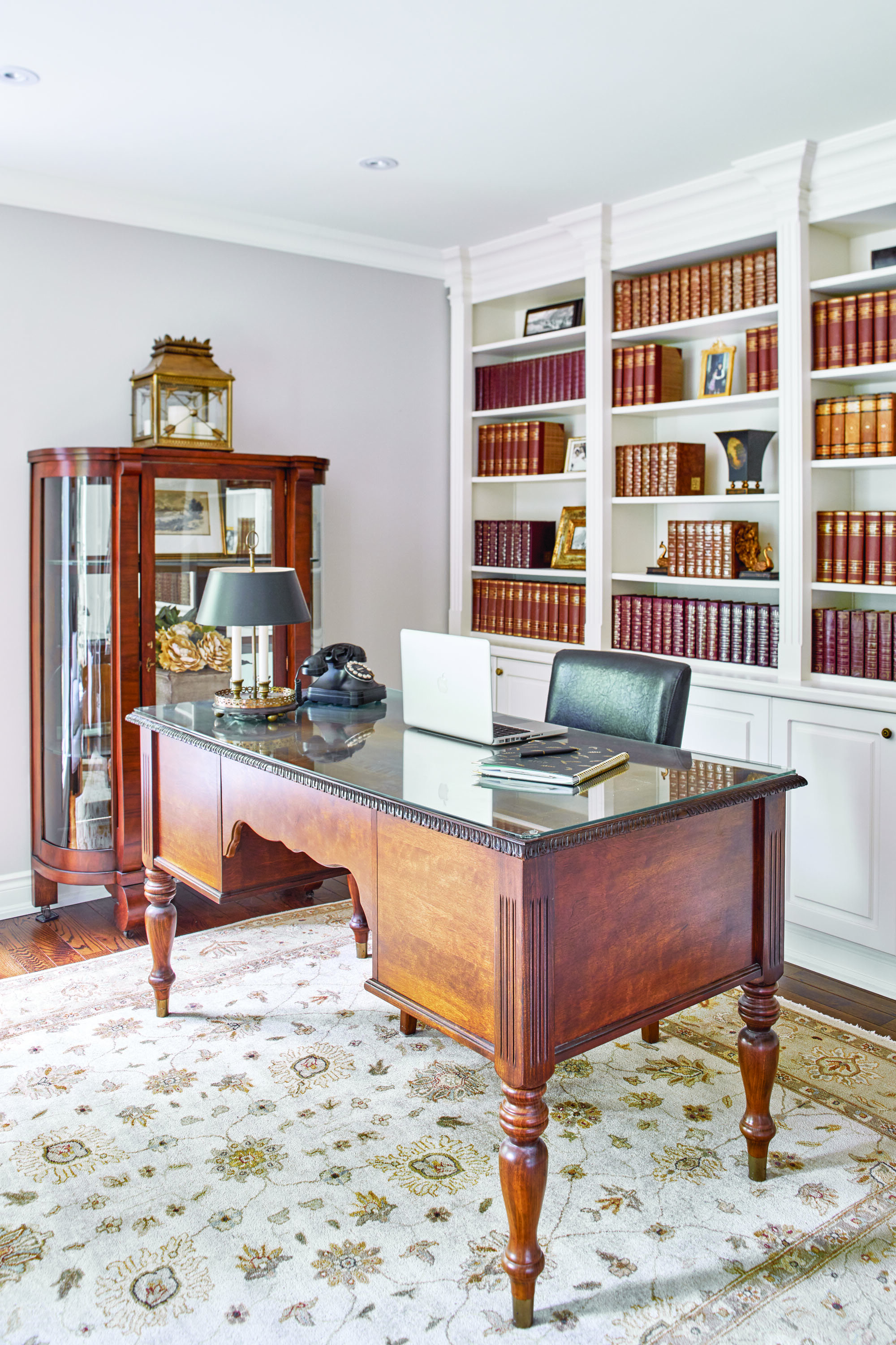 Strike A Pose — OUR HOMES Magazine – Celebrating Life at Home