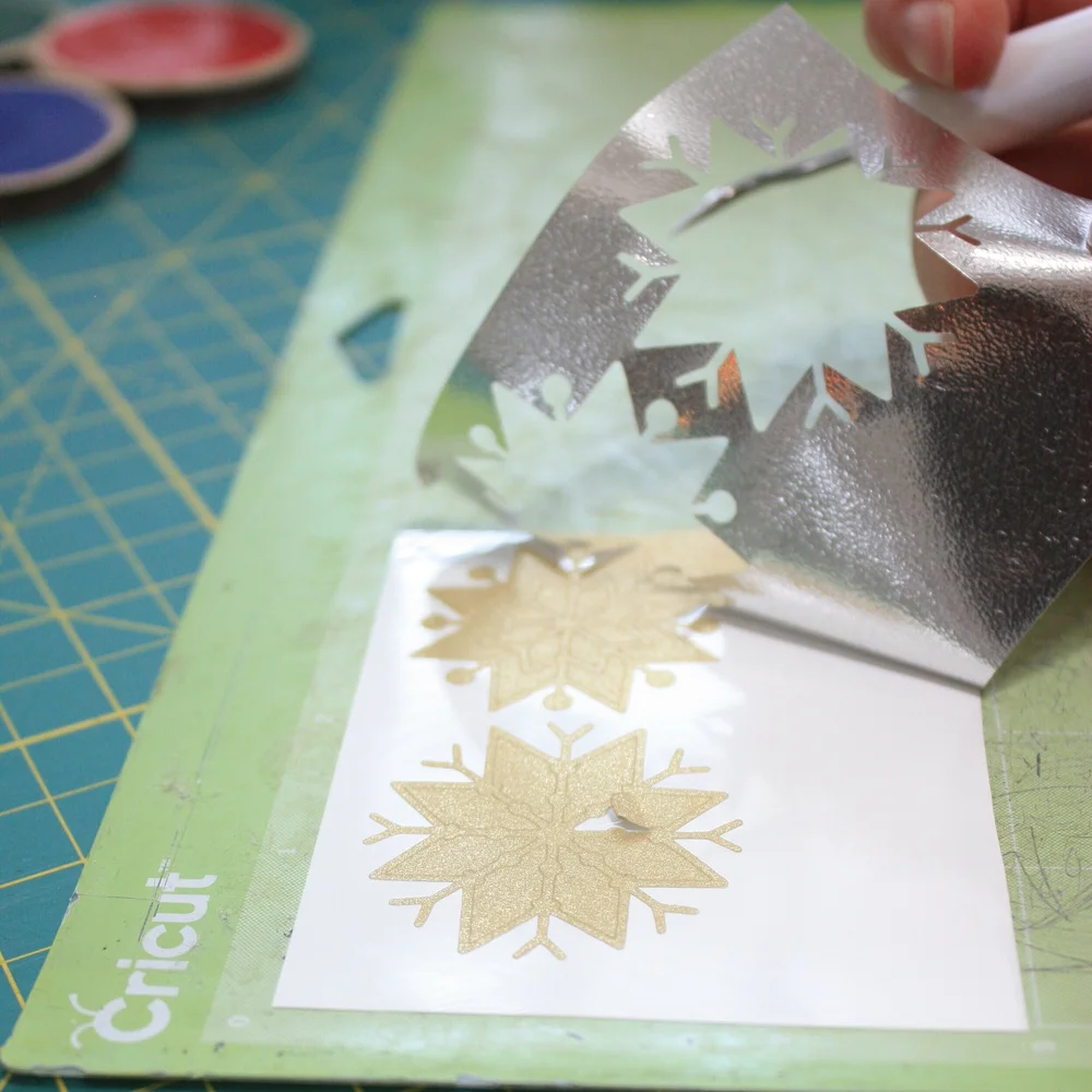 Make Our Own Wooden Ornaments — Hela Crafty