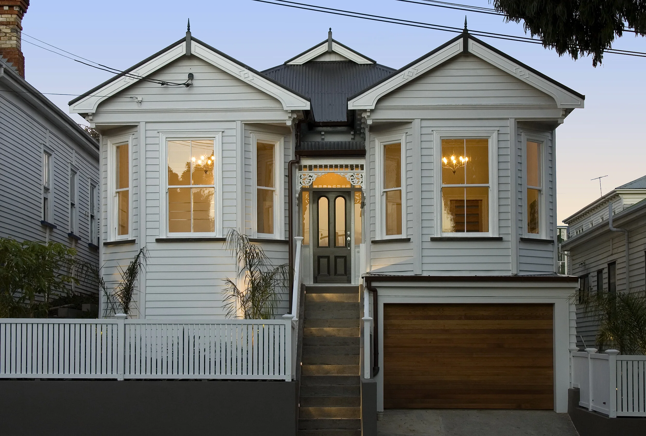 Villa Entrance Doors NZ — Custom Timber & NZS 4211 Certified | Dando ...