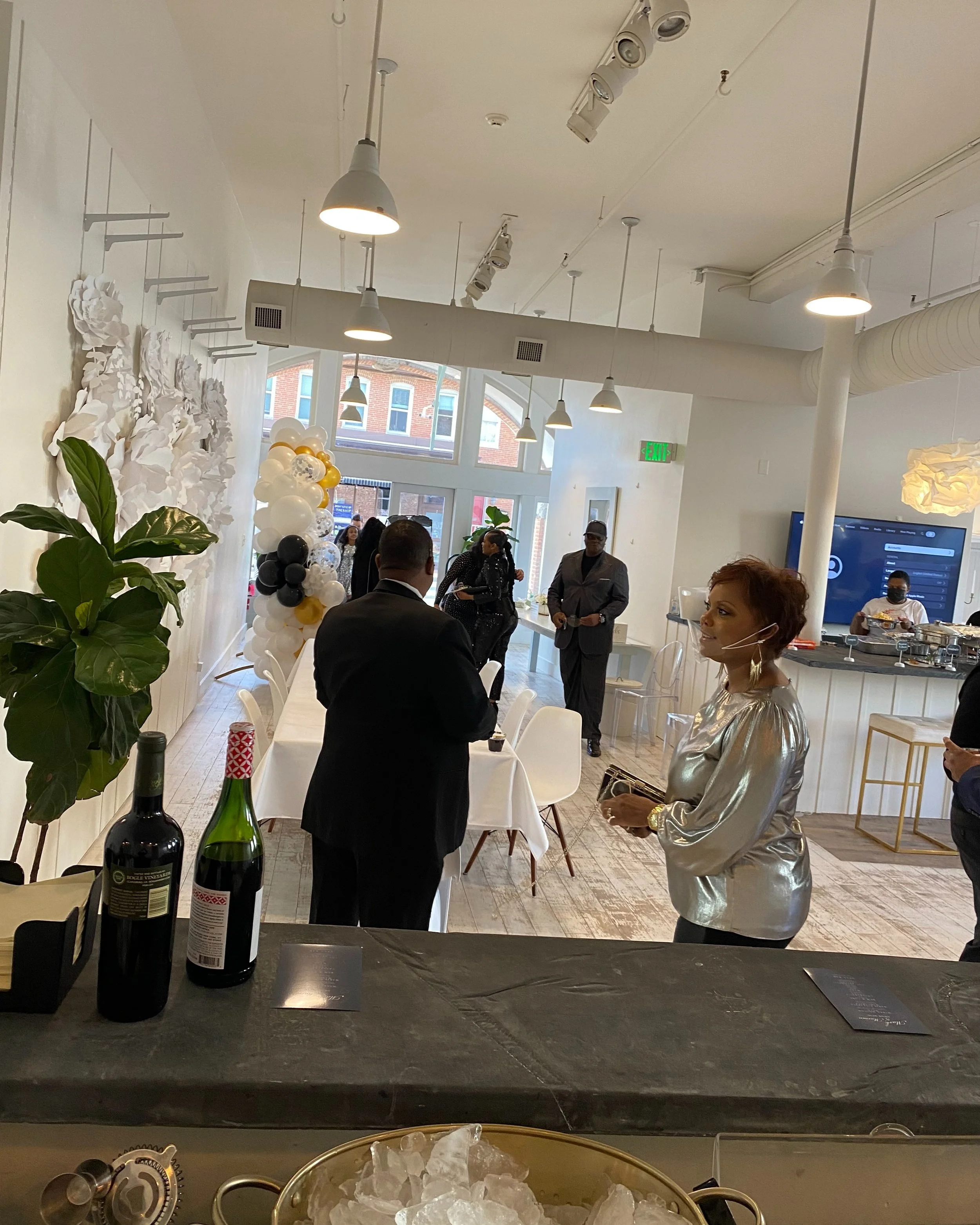 Liquid Lounge Cocktails