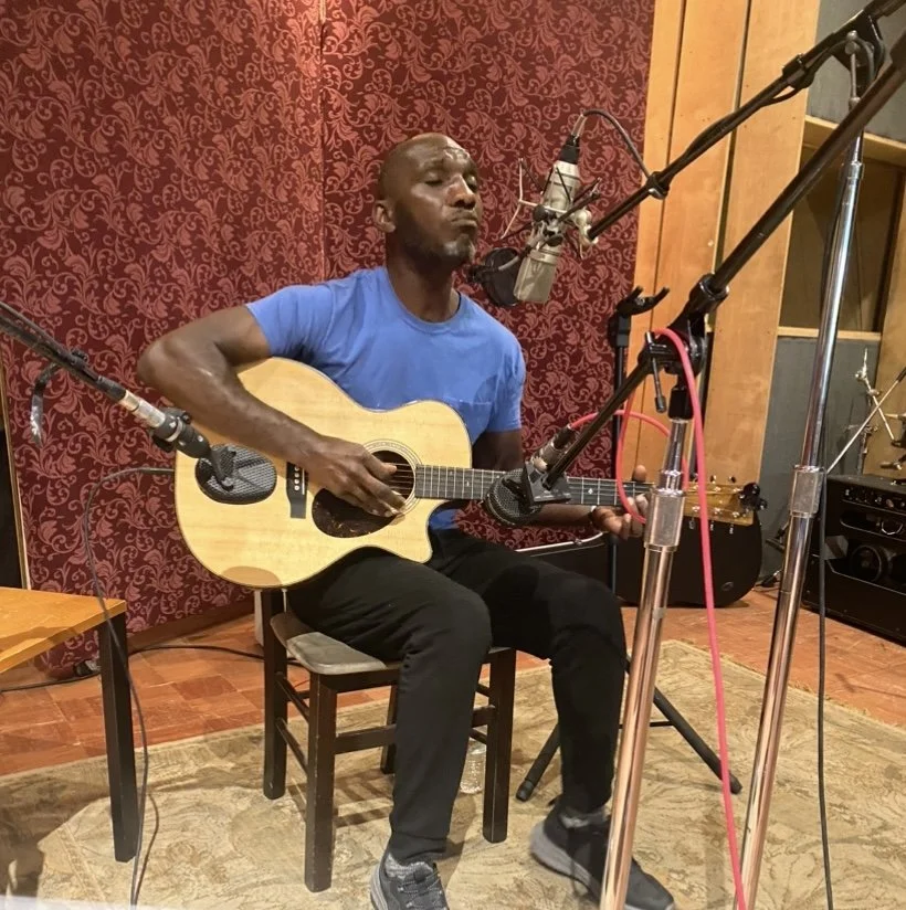 Listen — Acoustic Cafe