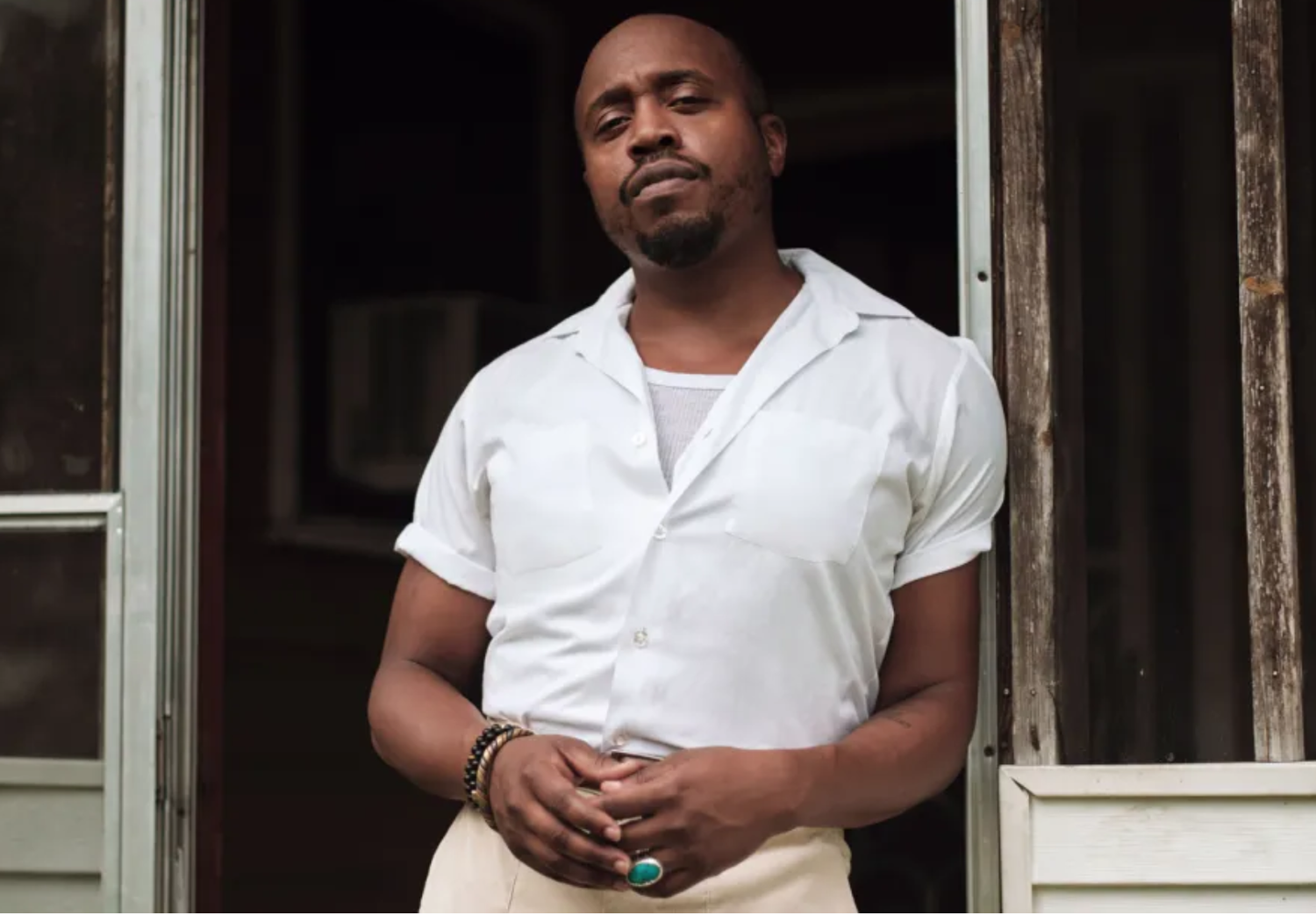 Listen — Acoustic Cafe