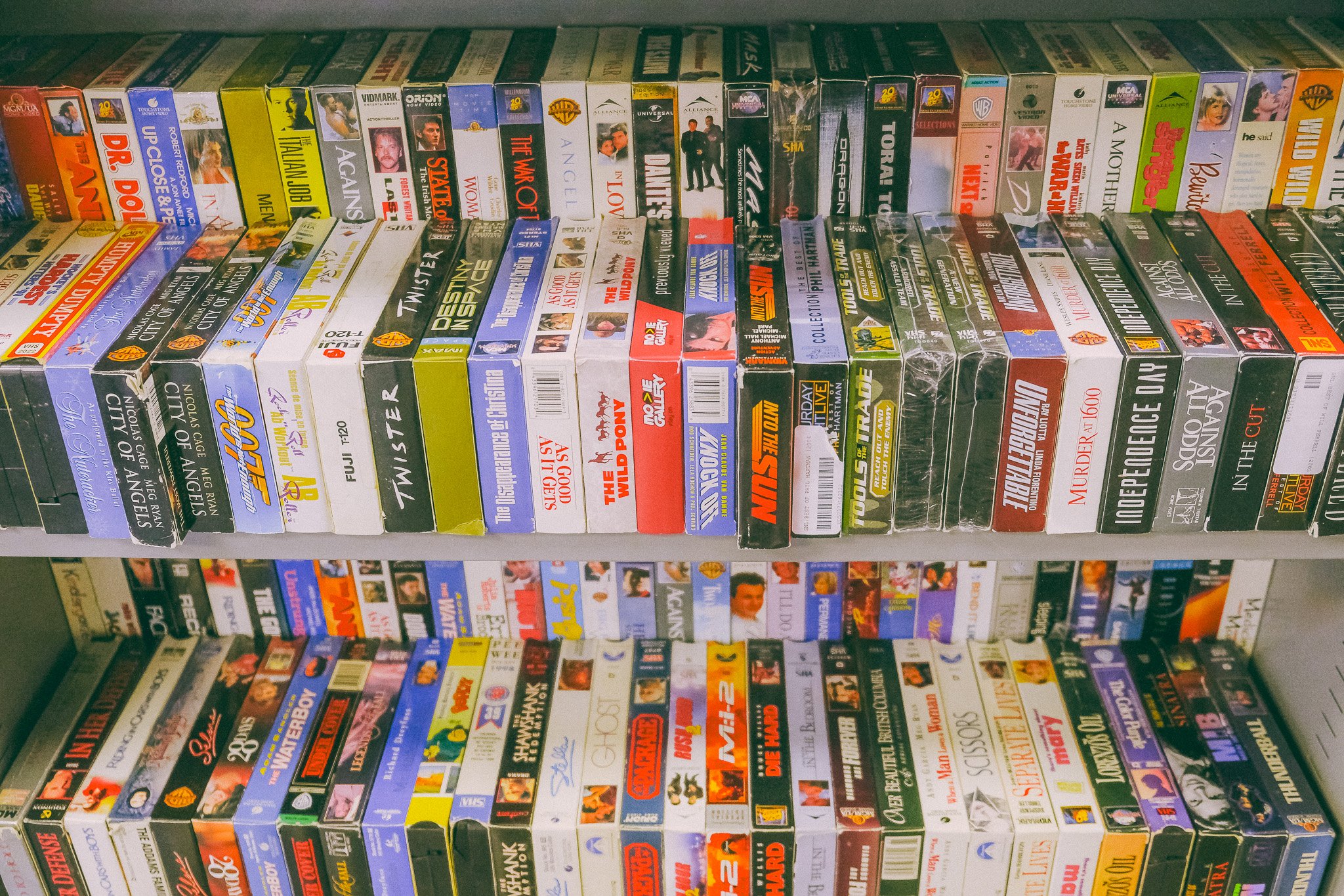 How to Have a Thrift Shop Date — Bissell Thrift Shop