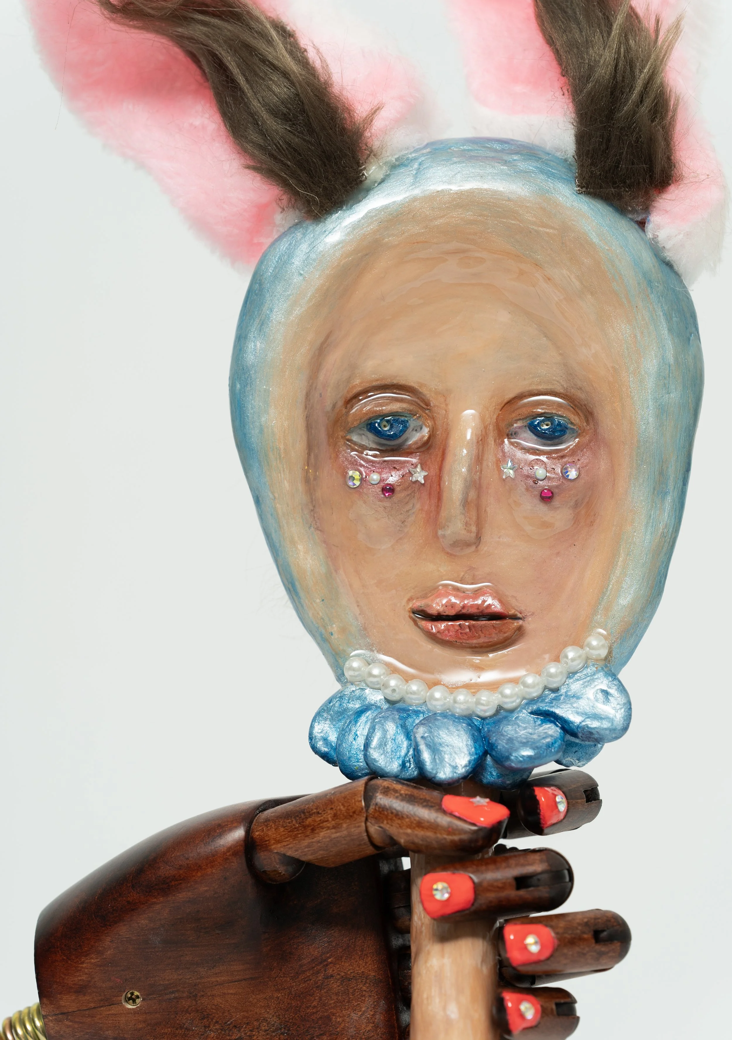 Ailyn Lee. artistwebsite