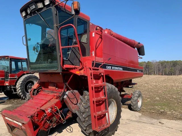 CASE IH 1640 COMBINE — Legacy Equipment Consulting LLC CASE IH 1640 COMBINE — Legacy Equipment Consulting LLC