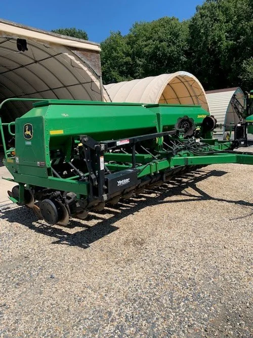 Sold>>>JOHN DEERE 1590 20' NO TILL GRAIN DRILL — Legacy Equipment Consulting LLC