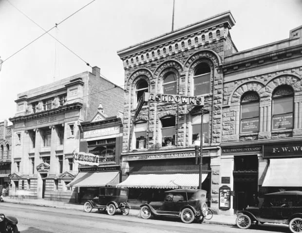 Ashdown Hardware - Calgary, AB, Canada - Victorian Style Architecture ...