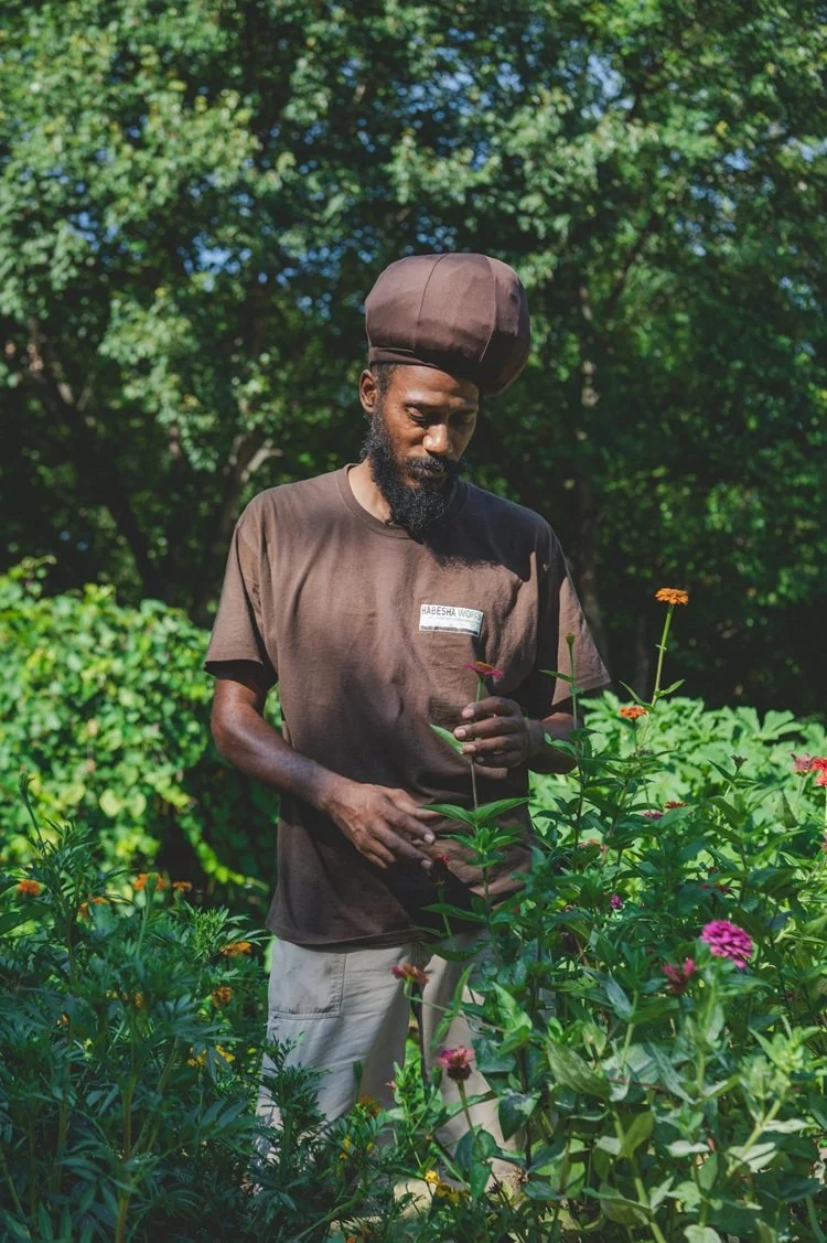 2024 Barbara Petit Pollinator Award Winner Cashawn Myers — The Dirt