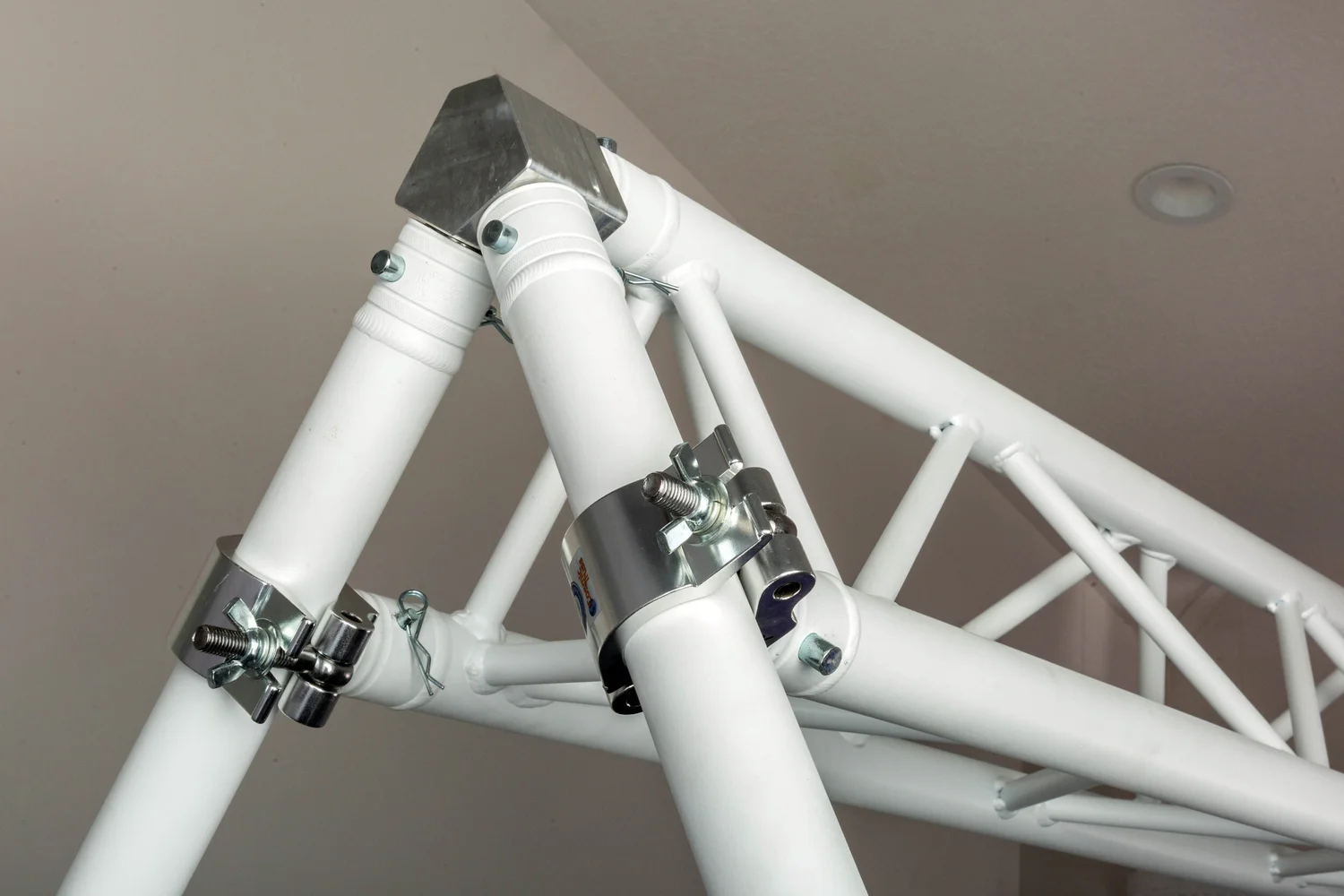 The Most Versatile Portable Aerial Dance & Fitness Rig! — Vertical Art ...