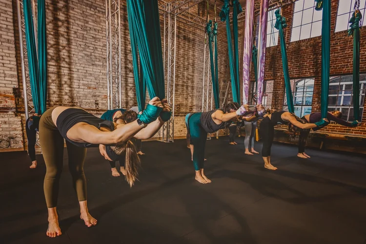 Get A FREE Truss Design Estimate — Vertical Art Dance