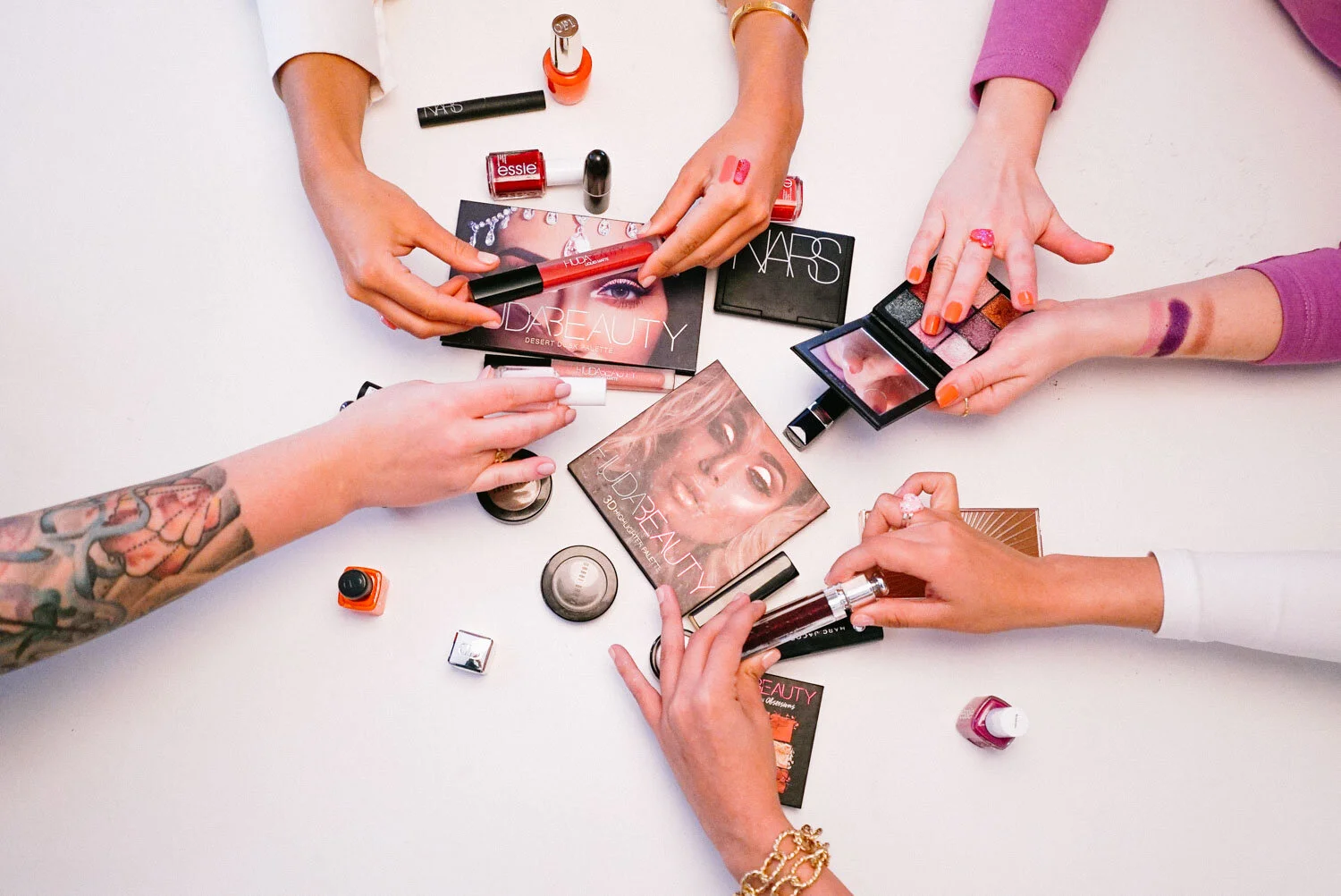 How to Rent Hen Party Outfits & Accessories — Hens with Heart