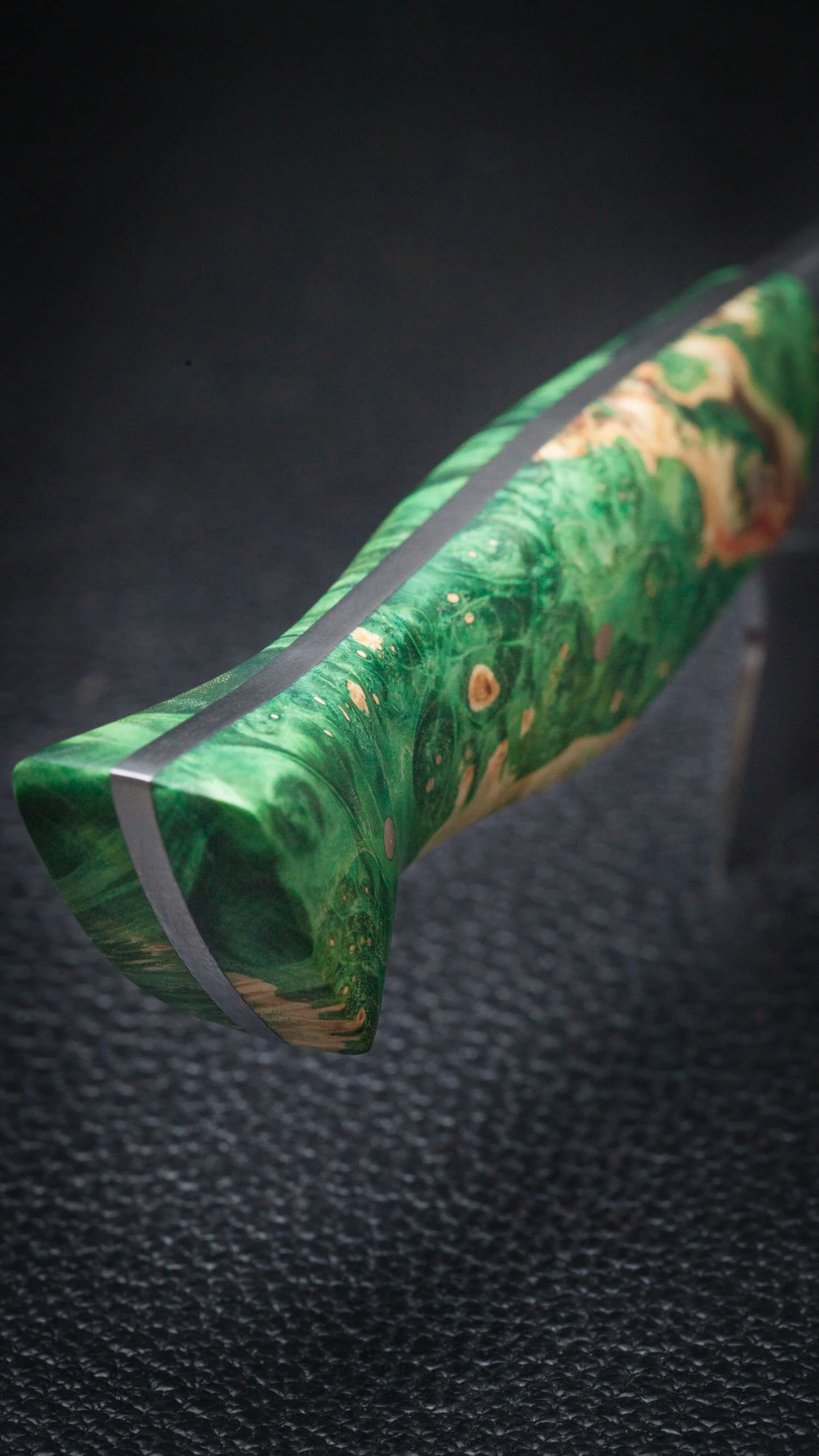 SHOP KNIVES — RED TAIL KNIFE