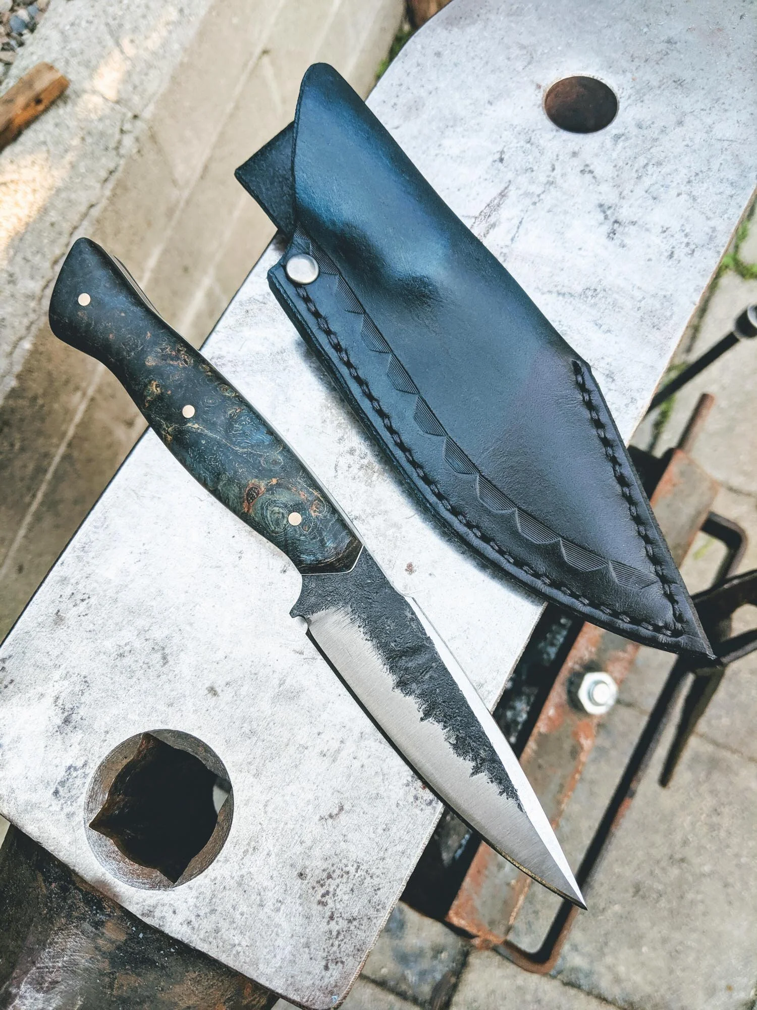 Knife Gallery — RED TAIL KNIFE