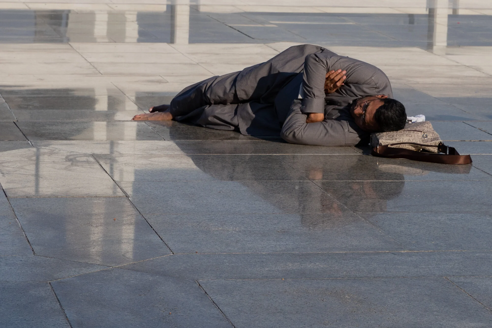 Postcard from Islamabad - Faisal Mosque — Gaynor Shaw Photography