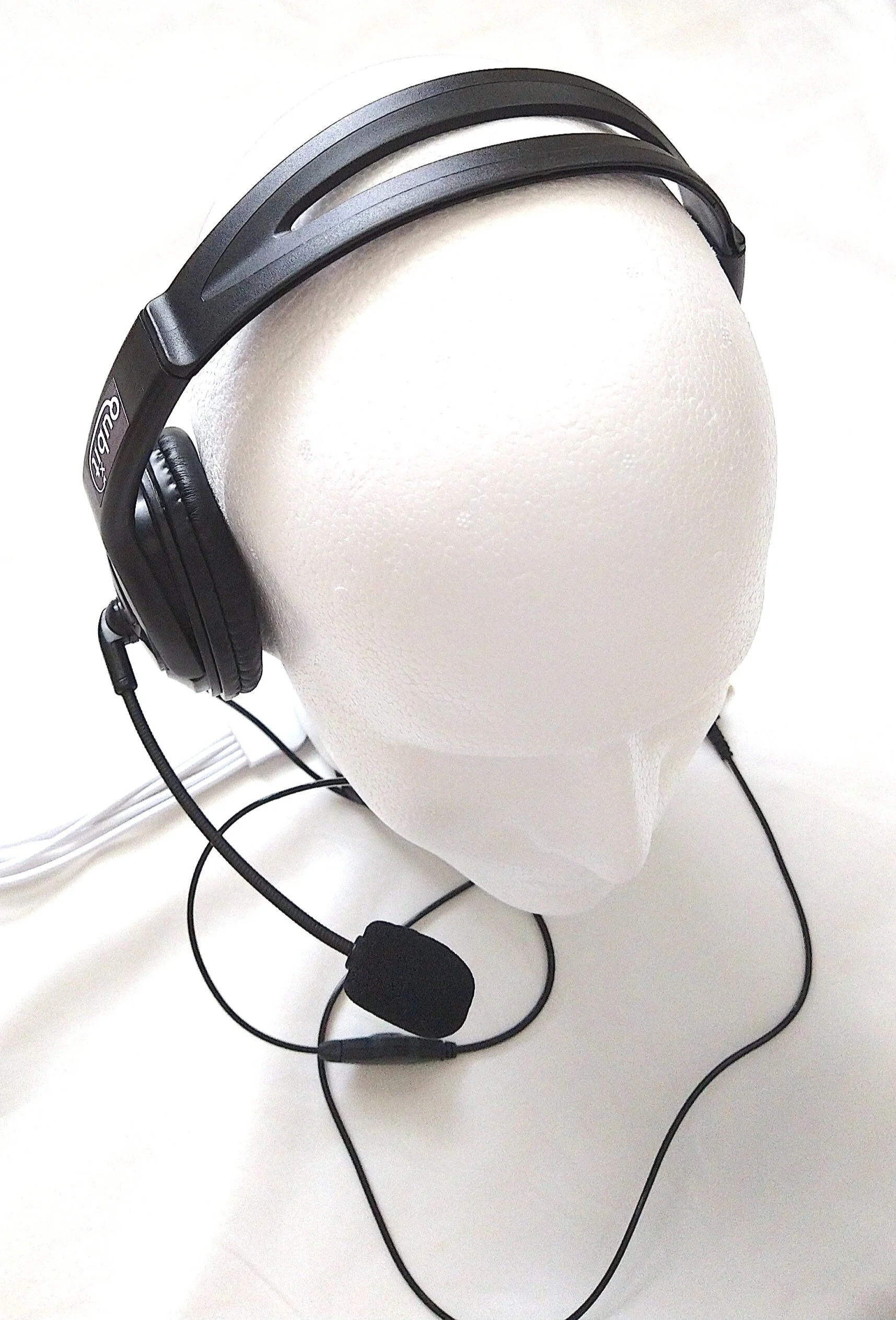 Coach's Headset for coach to player communication — Qubit
