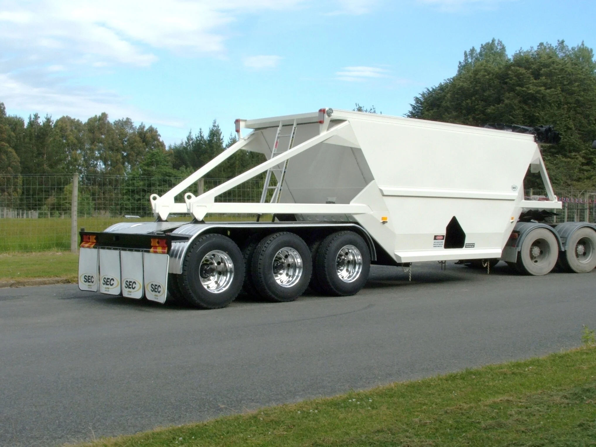 SPEC BOTTOM DUMPER SEMI-TRAILERS — SEC